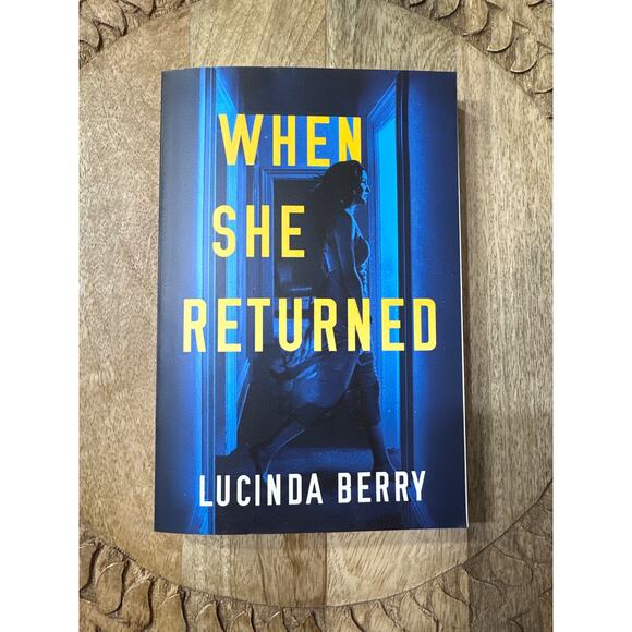Book | Accents | When She Returned By Lucinda Berry Paperback Book ...
